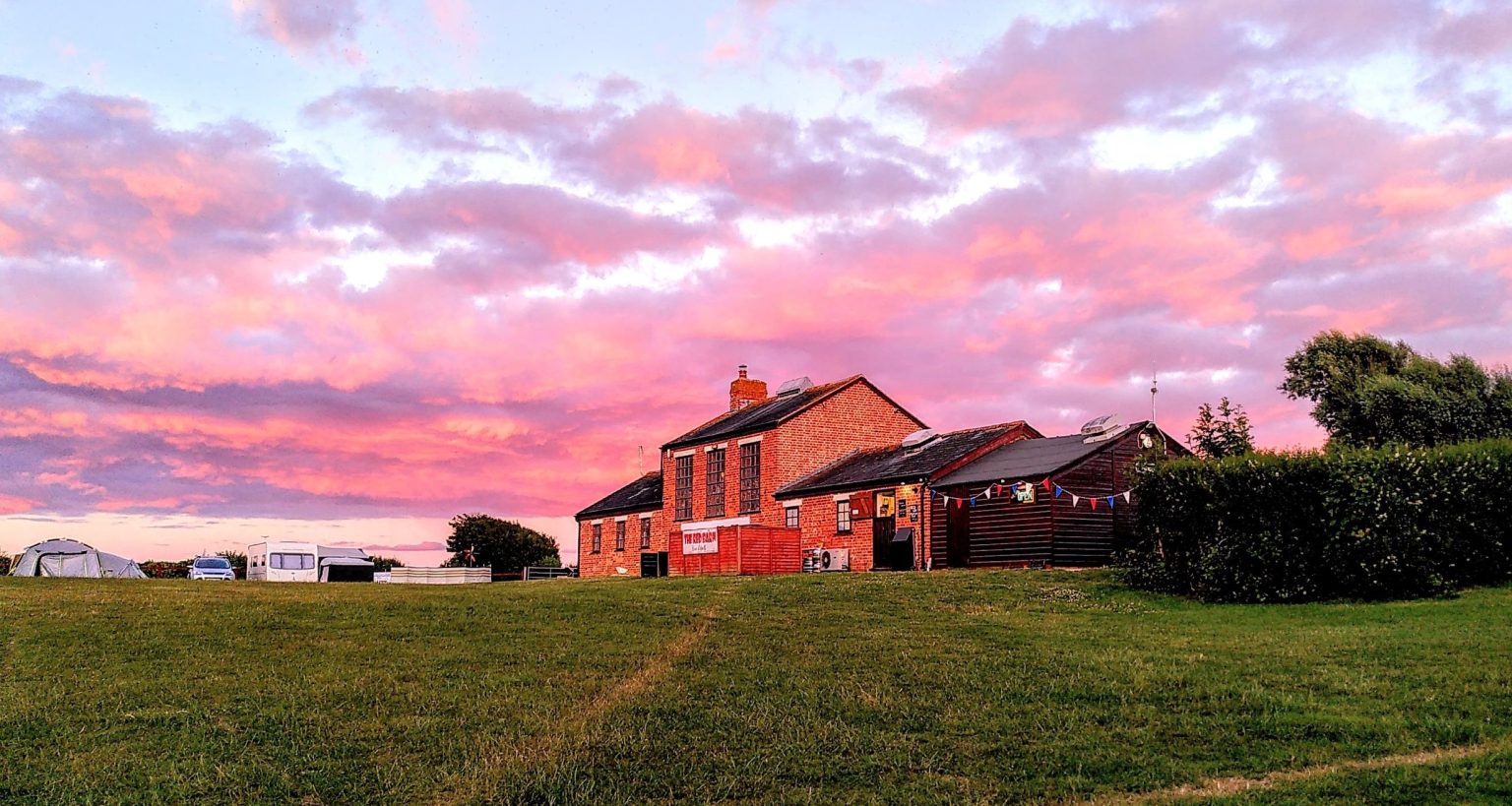 The Red Barn - Bagwell Farm Touring Park